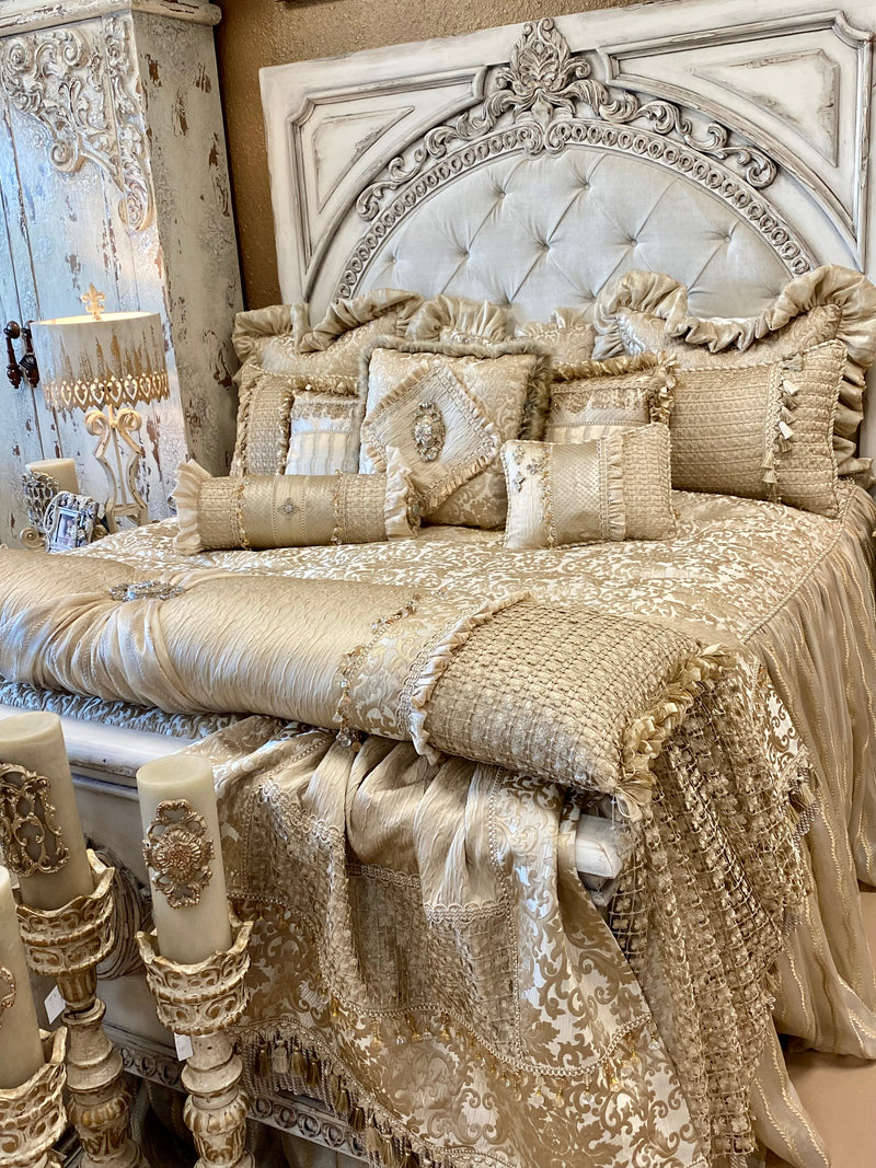 Exquisite Designer Bedding – Reilly-Chance Collection