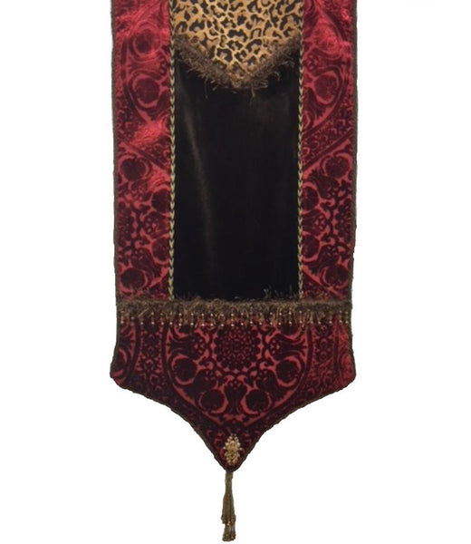 Old World Style Table Runner Camelot – Reilly-Chance Collection