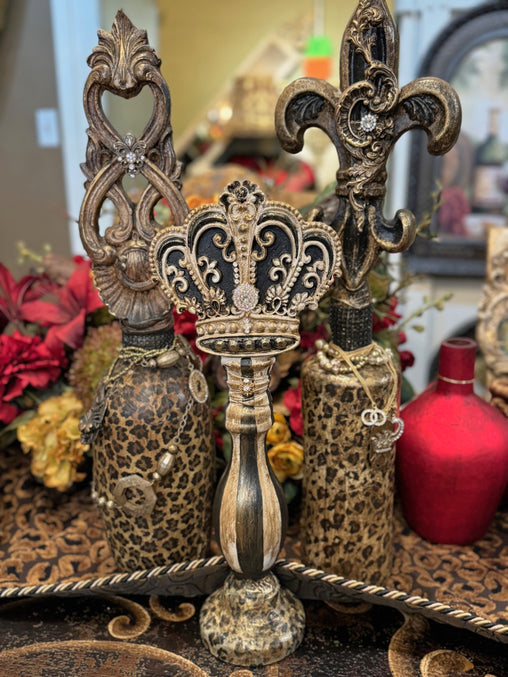 Michelle Butler Designs Set of Three Cream and Gold Wall Plaques ...